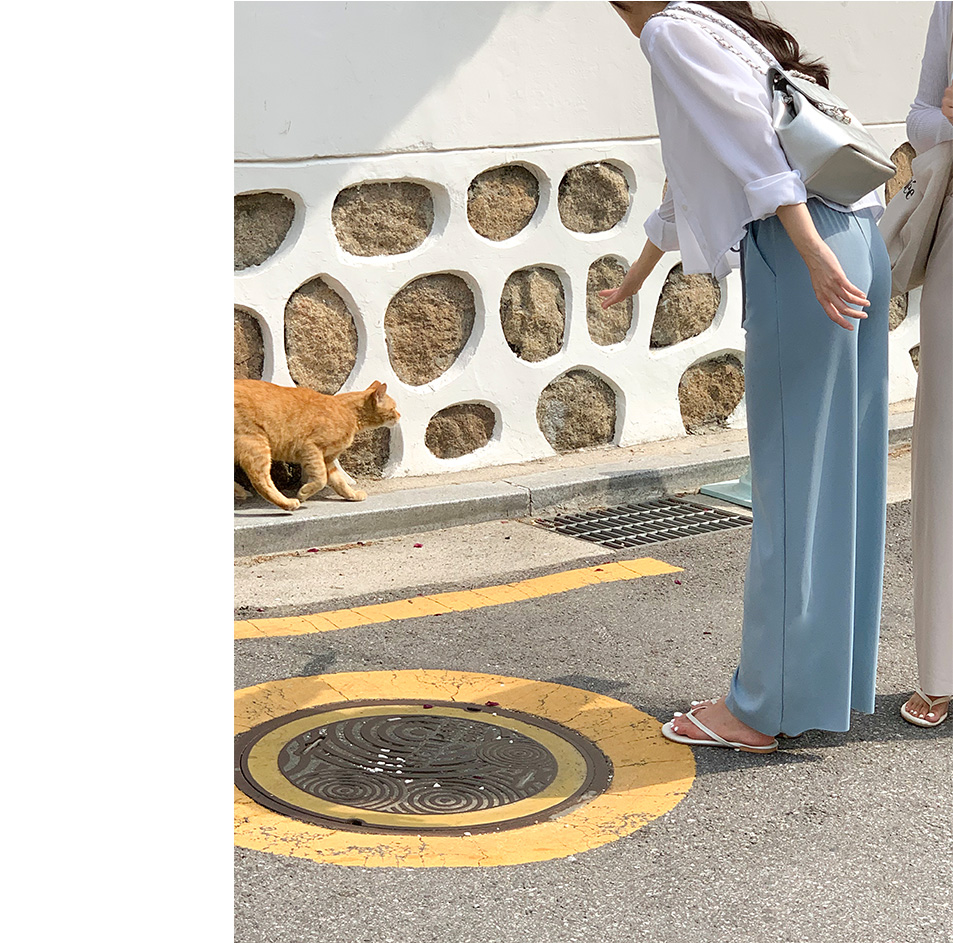 ATTRANGS & SONA MADE